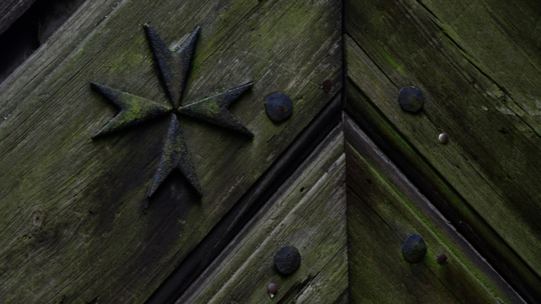 Types of Christian Crosses and Their Meaning | Lacorona